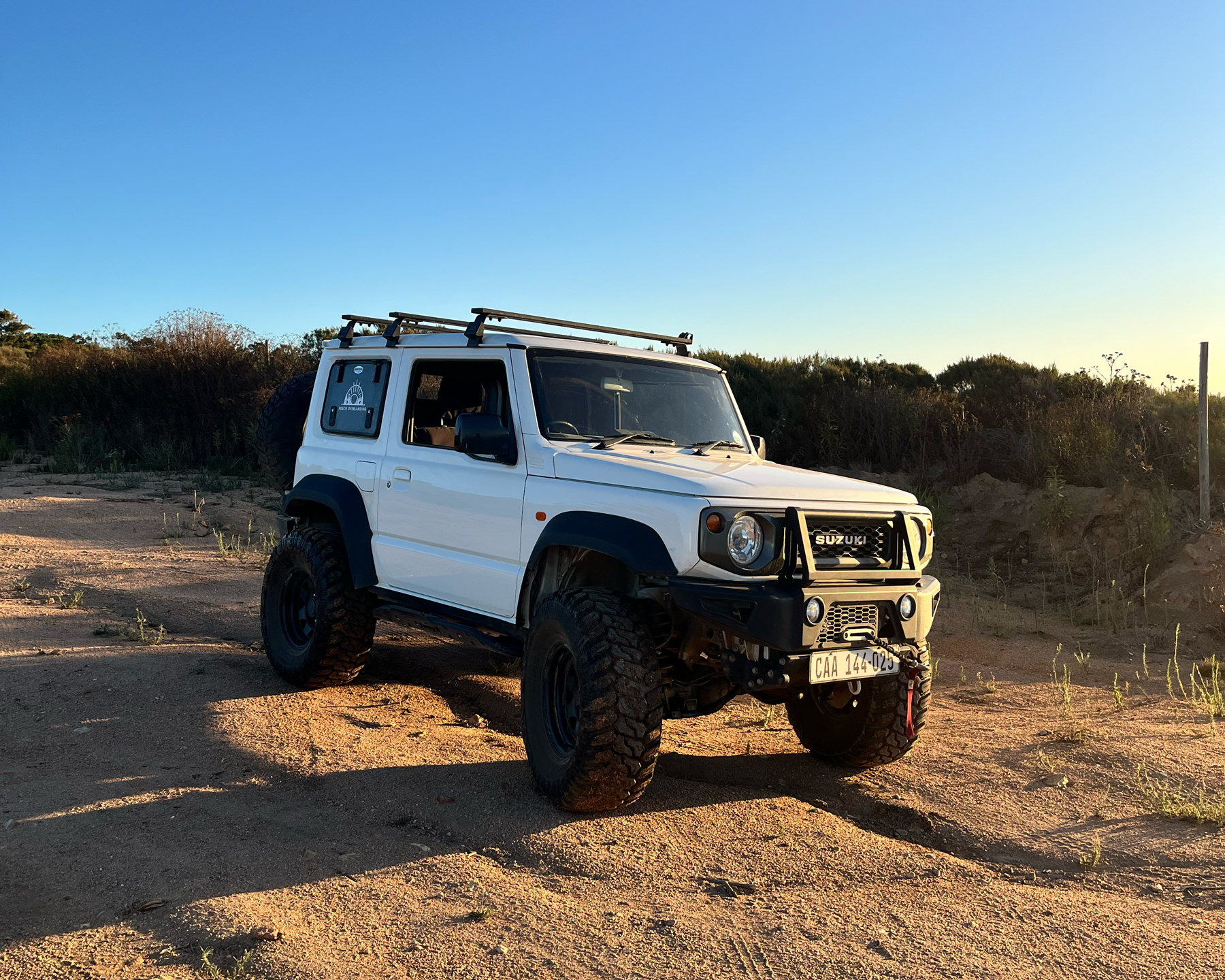 The Great Debate: Bolt-In vs. Weld-In Rock Sliders for the Jimny